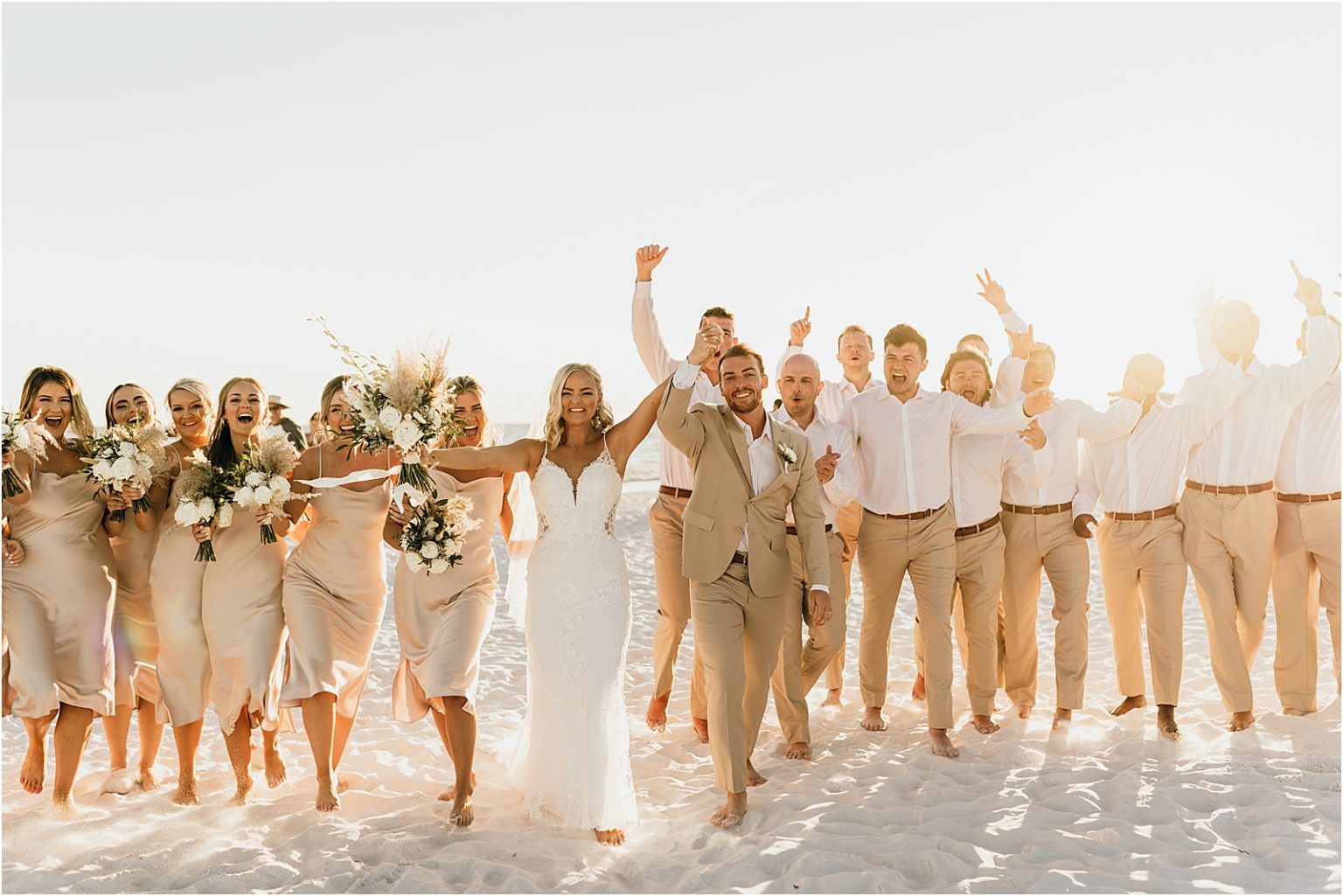 5 TIPS TO PLAN A PERFECT BEACH WEDDING | Love, Anneliese Photography